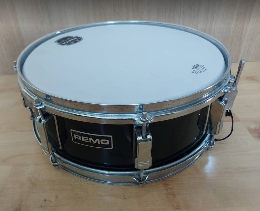 VINTAGE SNARE BOBEN REMO QUADURA, 14x5,5