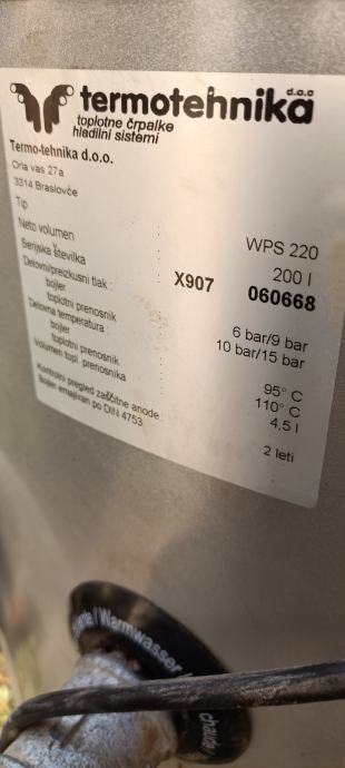 Termotehnika toplotna črpalka za sanitarno vodo
