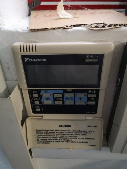 Toplotna črpalka Daikin 14kw visoko temperaturna z dodatnim grelcem