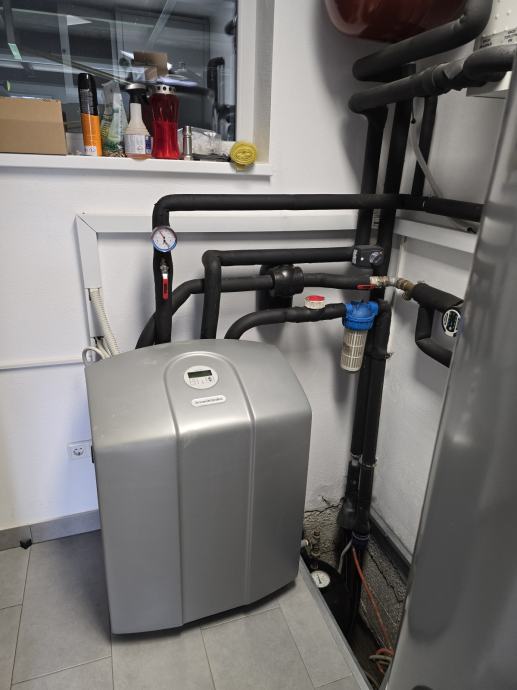 Toplotna črpalka Termotehnika/Kronoterm voda-voda TČ VV 6/7 E1