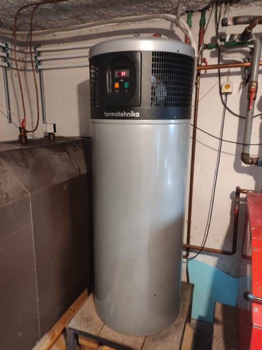 toplotna črpalka Termotehnika TČ2 200 za sanitarno vodo