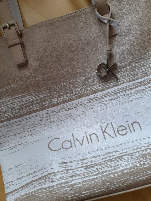 Calvin Klein CK torbica nova neuporabljena