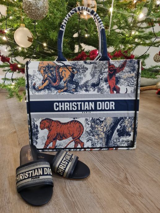 Christian Dior torbica in sandalčki