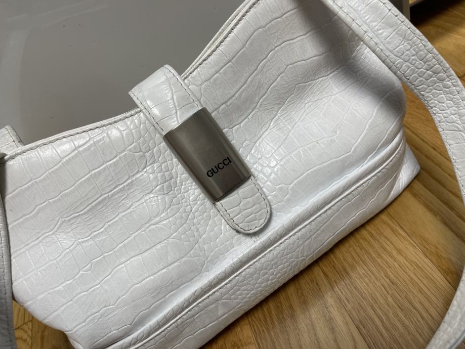 Gucci torbica bele barve
