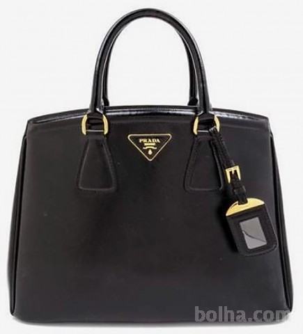 Prada črna torbica, lak safiano črno usnje