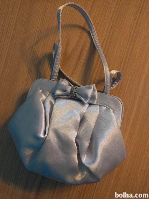 Svečana srebrna torbica