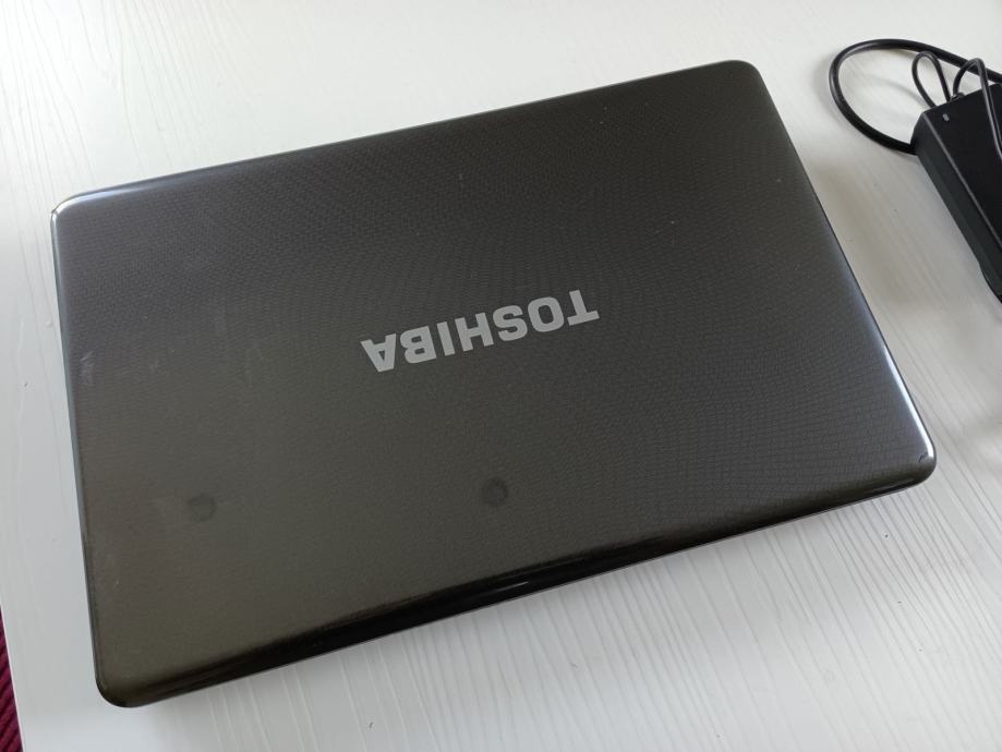 Toshiba Satellite L675-11K ,17.3 Ekran, i5-M460, 4Gb RAM, 80Gb SSD