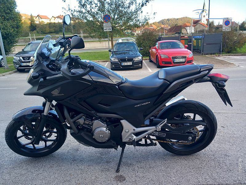 Honda NC700XD NC 700 XD, 2013 l.