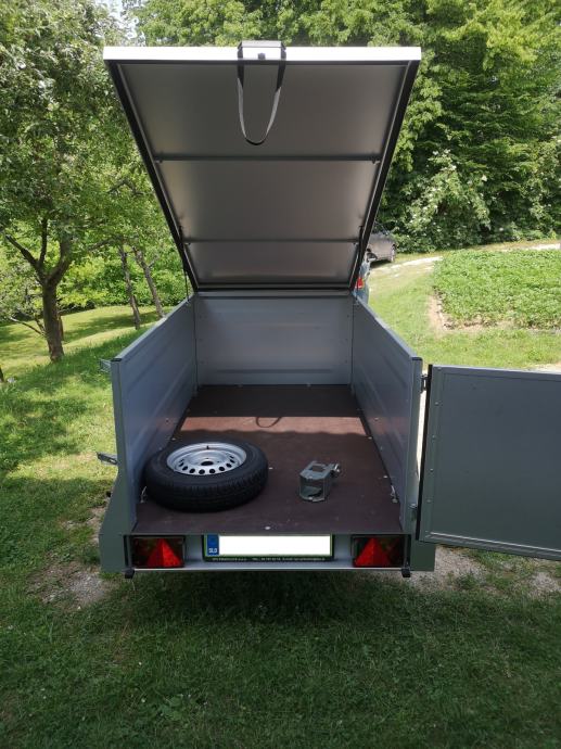 TPV box prikolica
