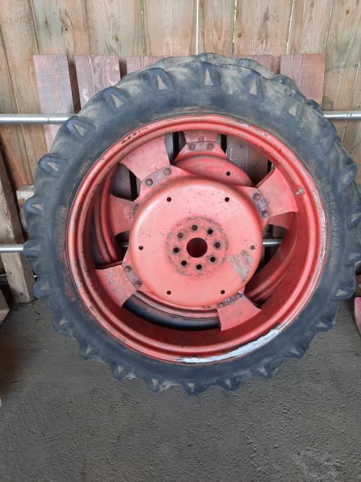 11.2 r48 traktorska kolesa