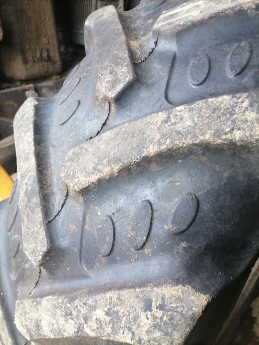 traktorske gume 340/85 r24