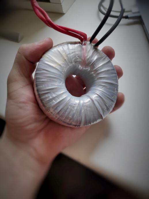 TOROIDNI TRANSFORMATOR