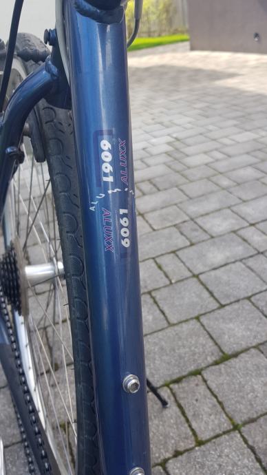 Treking kolo Giant prodam