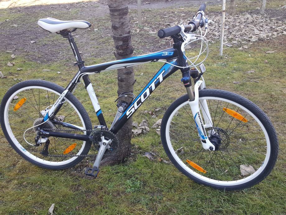Treking kolo SCOTT, 26 col, hidraulične disk zavore - kot novo