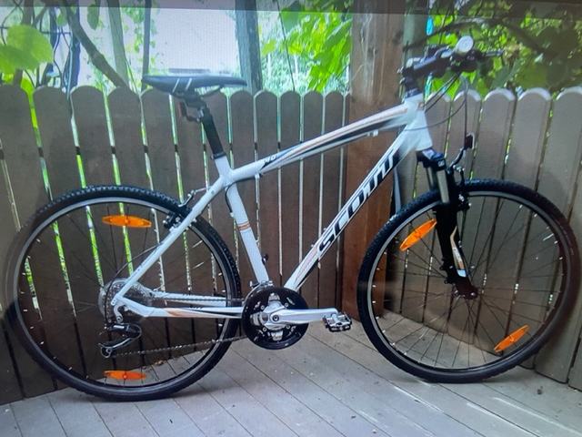 Treking kolo Scott Sportster L