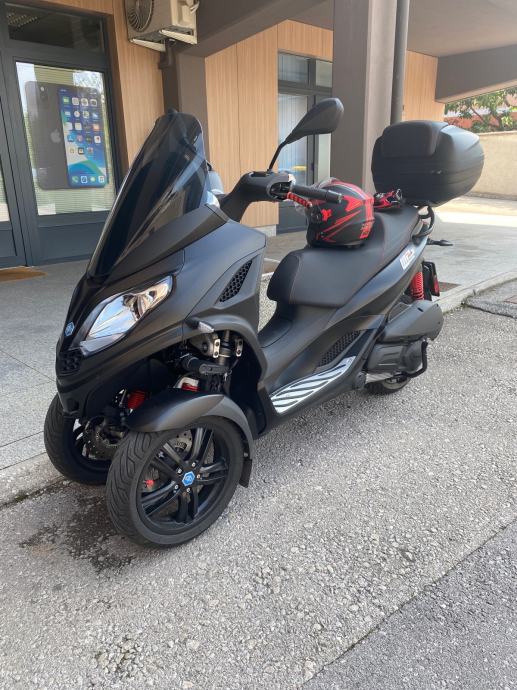 Piaggio MP3 300 hpe sport 300 cm3, 2022 l.