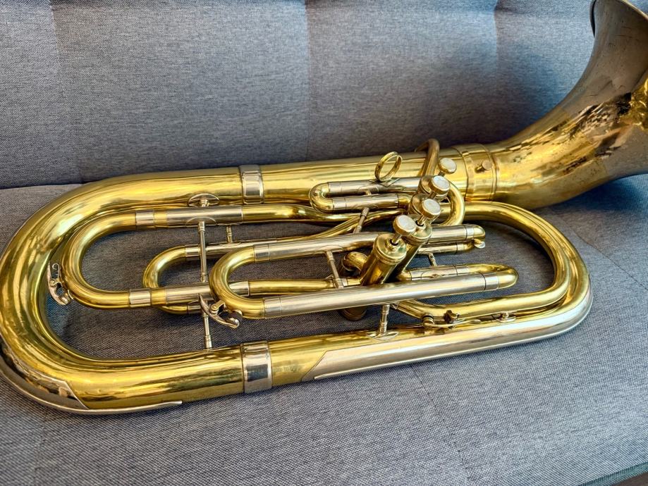 Bariton Studio Olds 1960