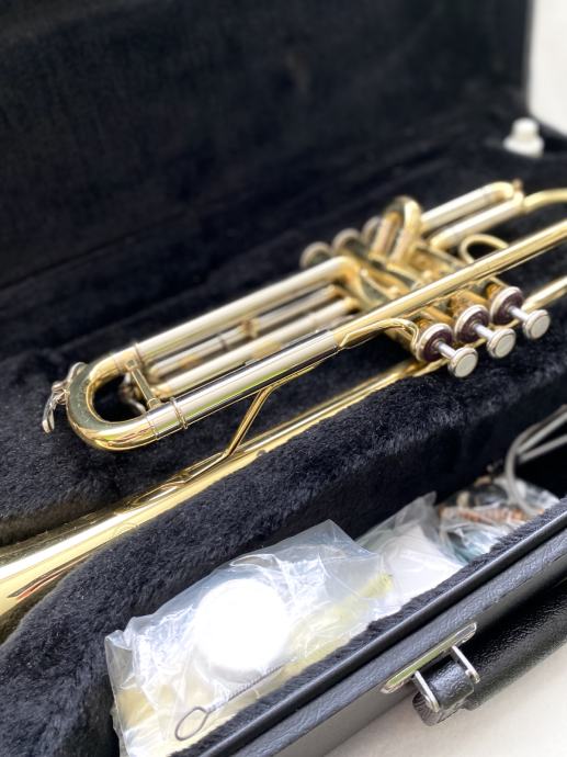 Trobenta Jupiter JTR-600M - komplet za začetnike