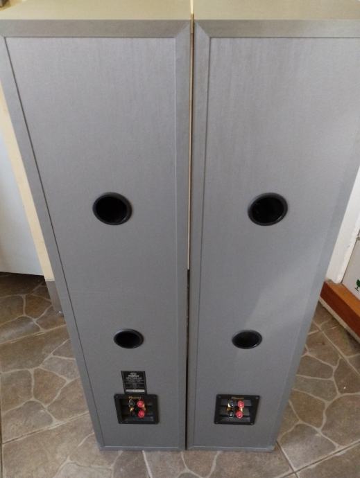 MAGNAT VECTOR 55, zvočniki, 160/250 W