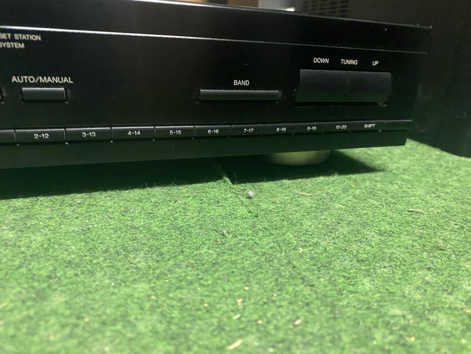 Denon TU-260 stereo FM/AM tuner
