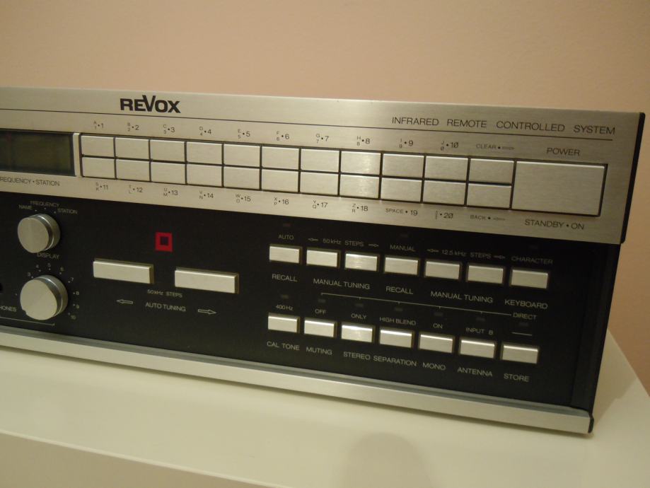 Revox B261 vrhunski vintage tuner