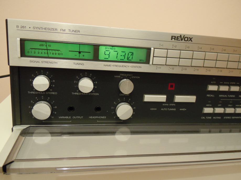 Revox B261 vrhunski vintage tuner