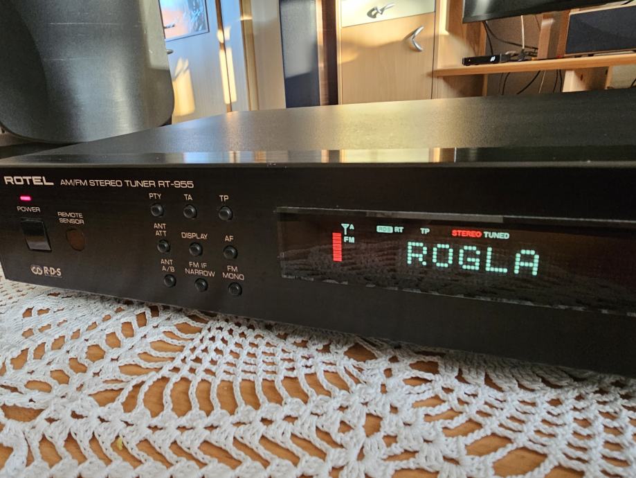 Rotel RT 955 tuner z vhodom za dve anteni TOP MODEL, kot NOV