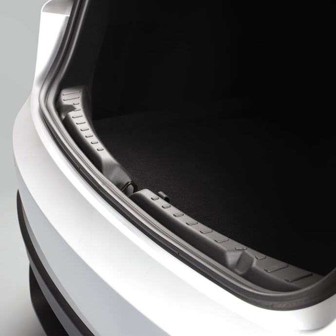 Zaščita prtljažniškega pragu za novi Tesla model 3 Highland