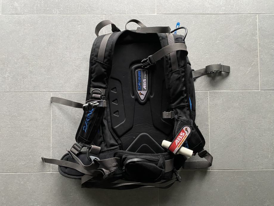 Plazovni nahrbtnik DAKINE SIGNAL ABS 25L