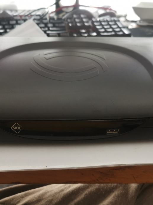 Komunikator BOX TV Sagem SIOL Telekom
