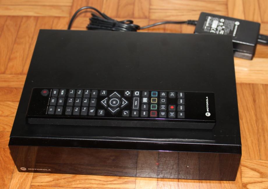Motorola VIP 1910-9 HDTV vmesnik
