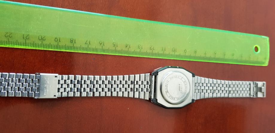 X 16.9.2021 Japonska ročna digitalna ura CASIO Lithium Quartz, iz 1980