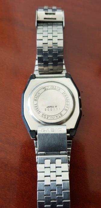 X 16.9.2021 Japonska ročna digitalna ura CASIO Lithium Quartz, iz 1980