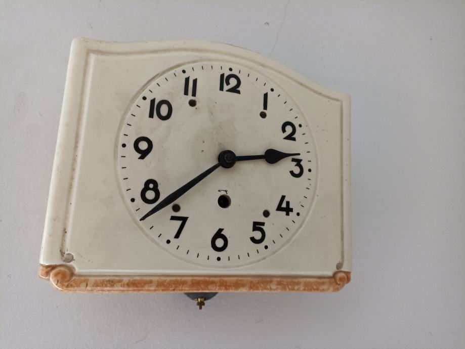 KERAMIČNE STENSKE URE Junghans