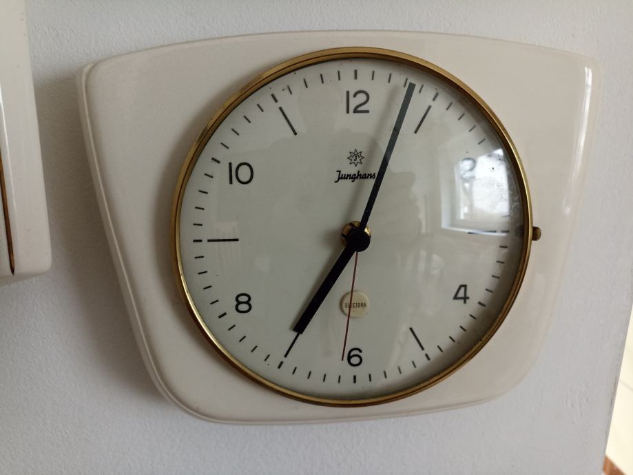 KERAMIČNE STENSKE URE Junghans