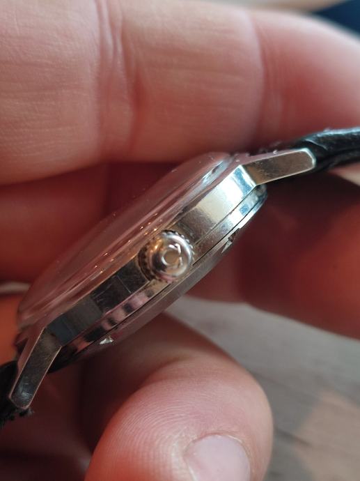 Omega Automatic 565