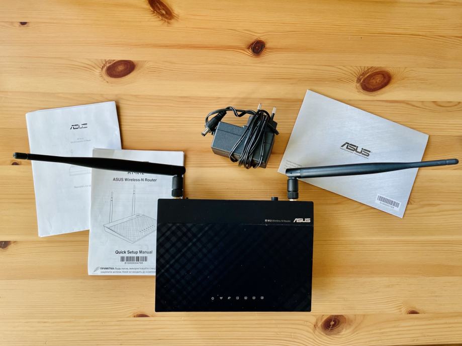 Brezžični router ASUS RT-N12