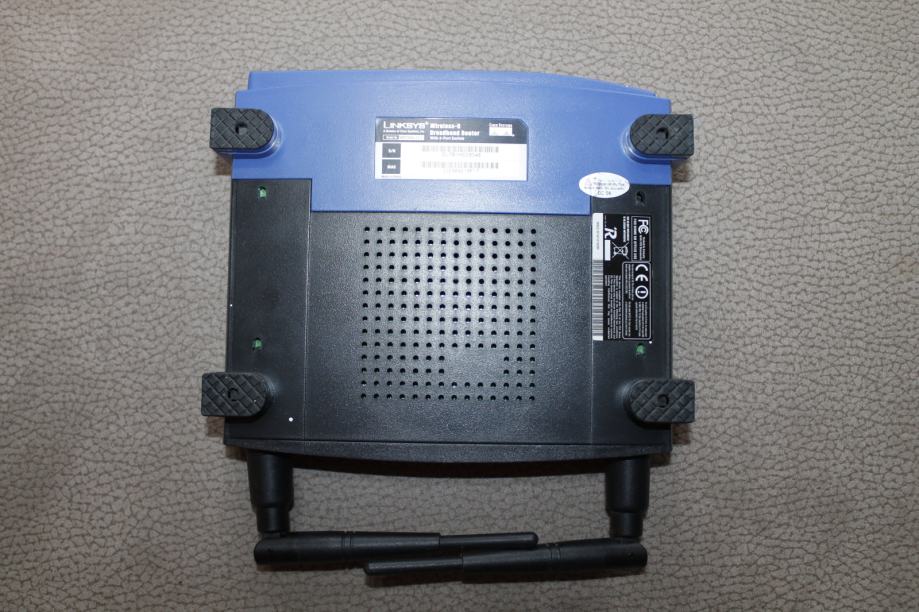 Brezžični Wi-Fi usmerjevalni (Router) Linksys WRT54GL