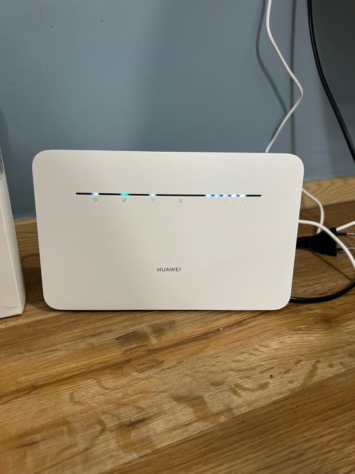 Huawei 4G Router 3 Pro B535 za SIM