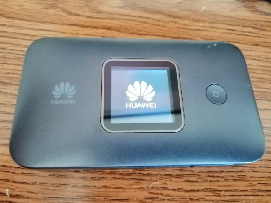 Huawei E5785Lh-22c 300 Mbps 4G LTE Mobile WiFi