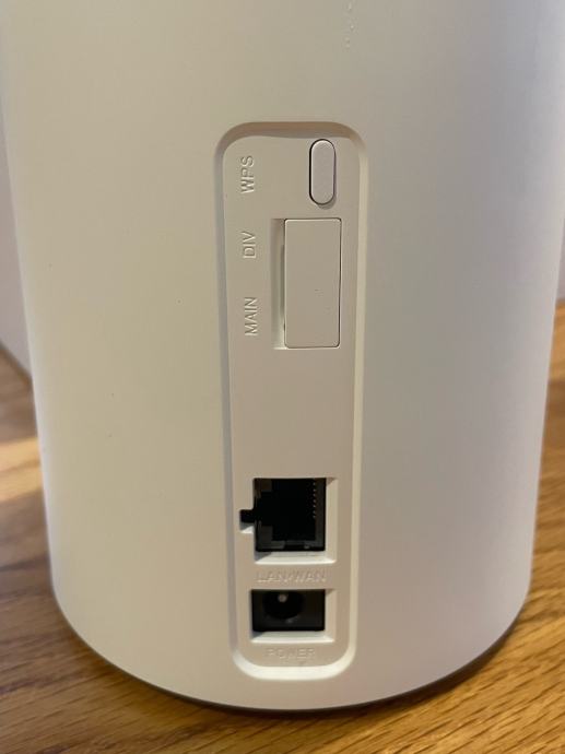 Mobilni router Alcatel HH71VM