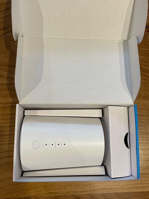Mobilni router Alcatel HH71VM