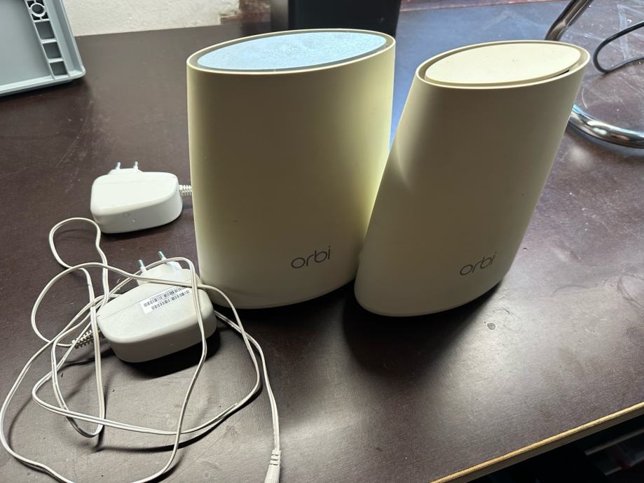 Orbi RBR40