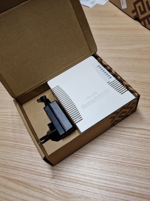 Router, Mikrotik Routerboard HAP AC wifi, gbic, optika