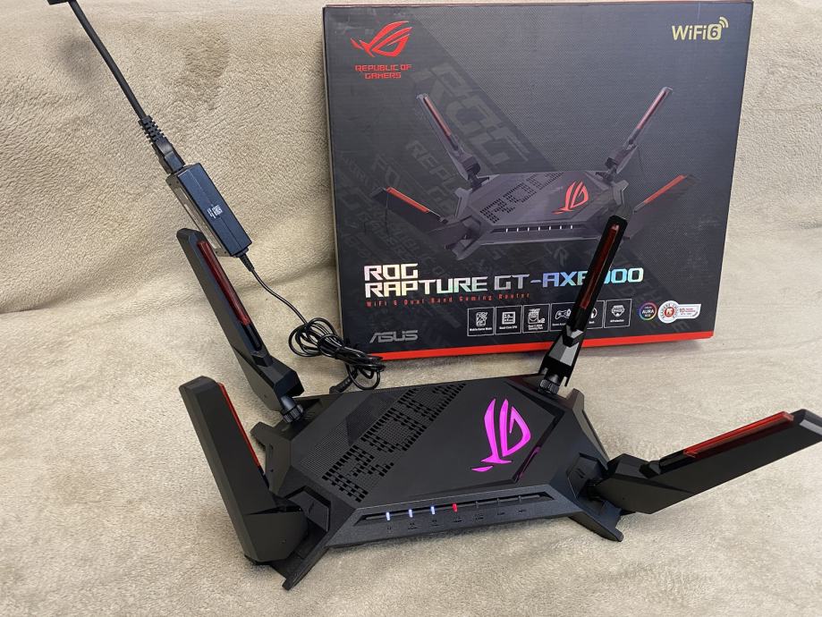Usmerjevalnik (router) ASUS ROG Rapture GT-AX6000 WiFi6 AiMesh