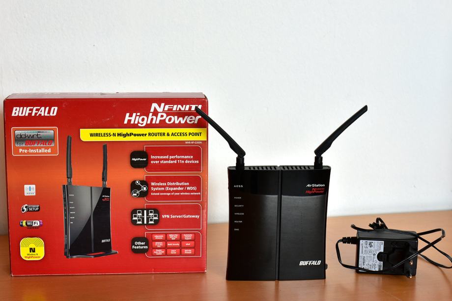 Wifi brezžični usmerjevalnik Buffalo WHR-HP-G300N