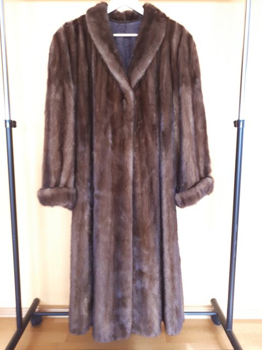 Krznen plašč, Nerc