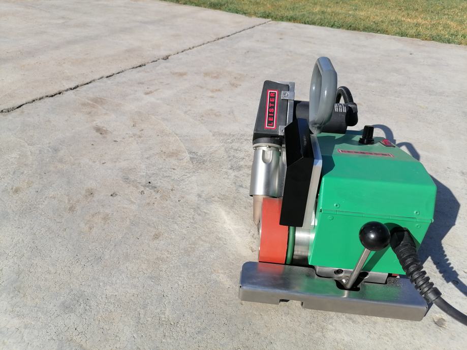Leister uniplan S robot varenje pvc textil