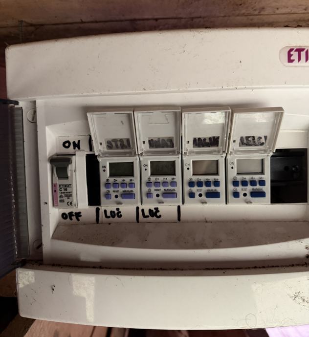 Etimat 6 C16 B16 časovnik timer tedenski Eti omarica varovalke
