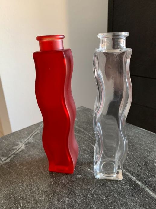 Ikonsko vazo Ikea Skamt -prozorno steklo- 2 kom. prodam. 5 eur- komad